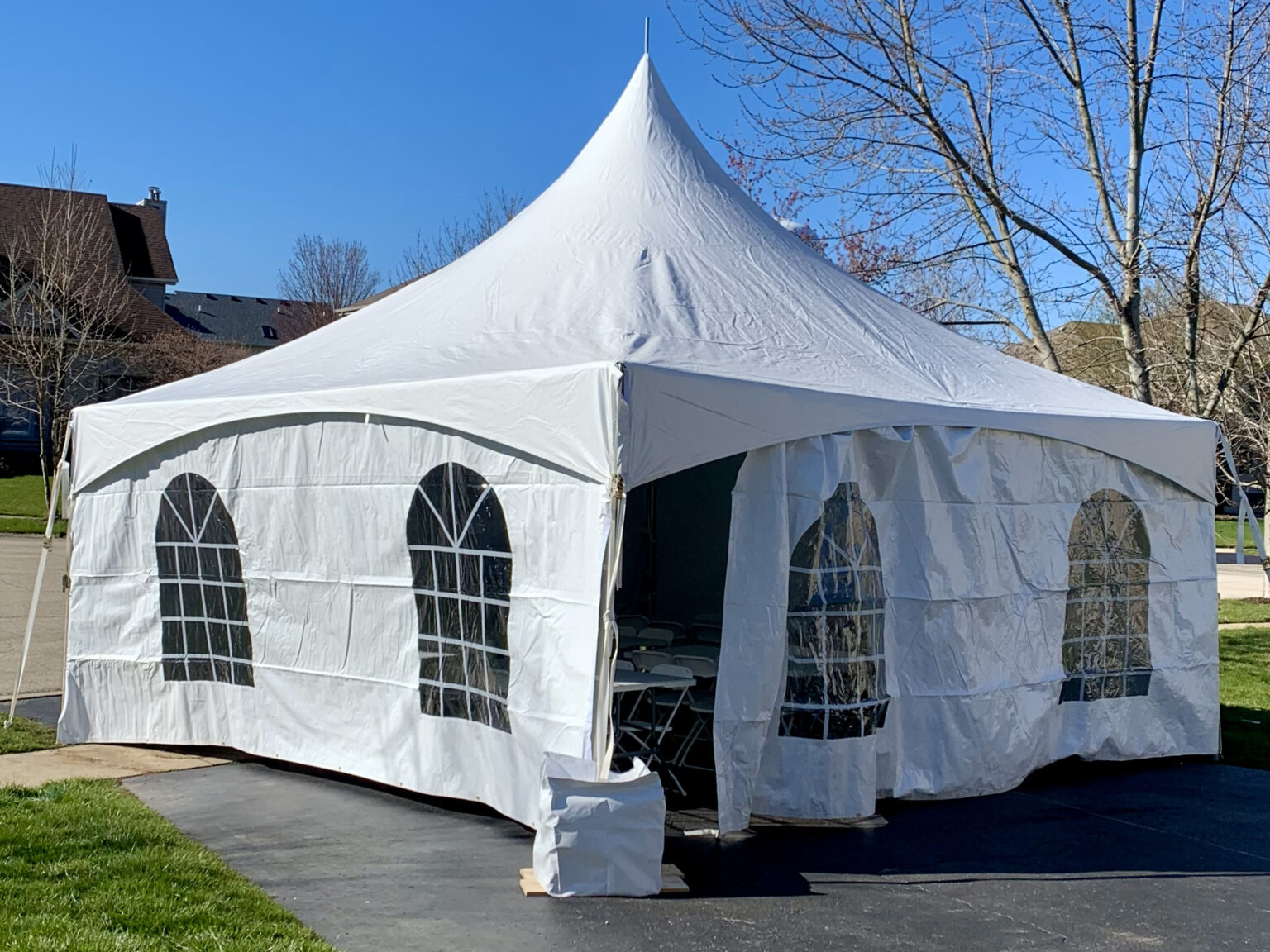 20x20 Heated Tent for Rent - Heated Tent for 50 Guests